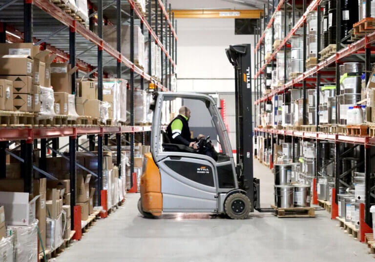 Migración a Business Central y digitalización de almacén | Adderit